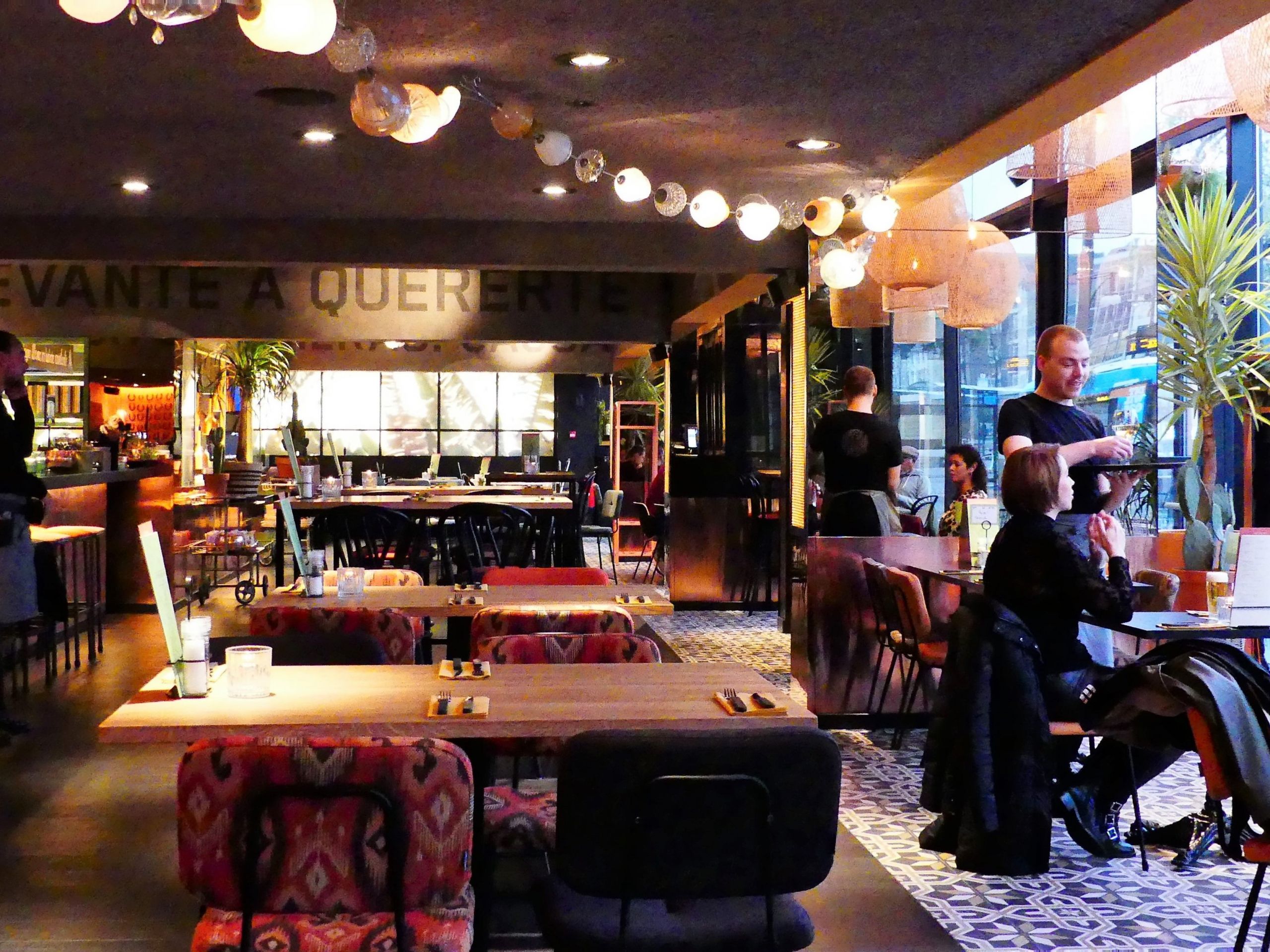 Walking Dinner Arnhem - ArnhemLife Guided Tours